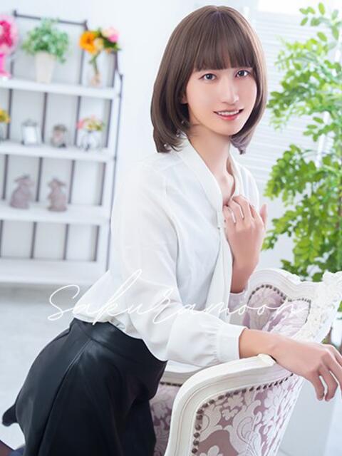 なつみ｜サクラムーン（池袋/ニューハーフ）